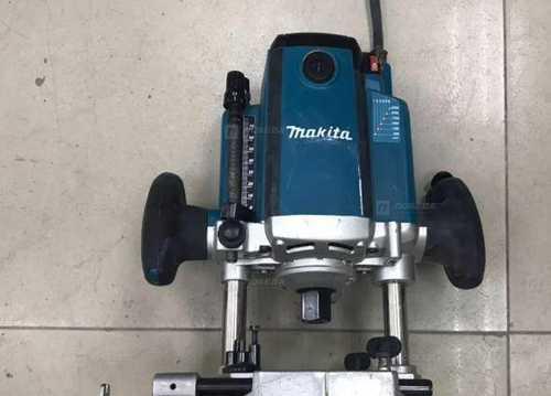 Д20 Фрезер makita RP2300FC