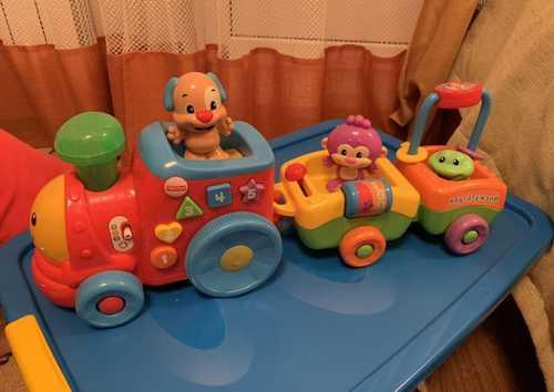 Паровоз Fisher-Price музыкальный