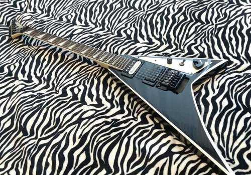 Электрогитара Jackson JS32 Rhoads