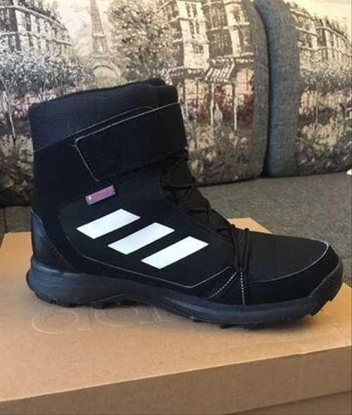 Зимние сапоги на мальчика adidas Terrex