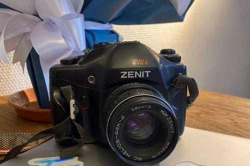 Зеркальный фотоаппарат Zenit 212k