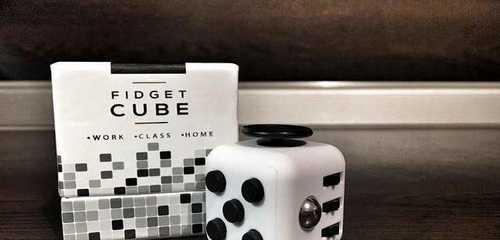 Кубик антистресс Fidget Cube, бело-черный