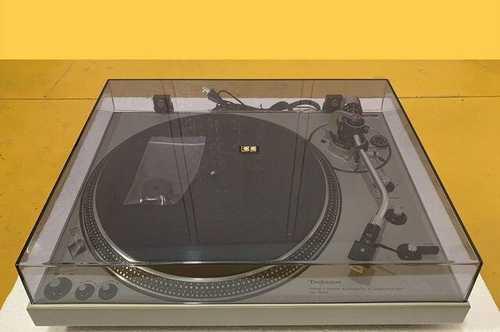 Проигрыватель винила Technics SL-1600