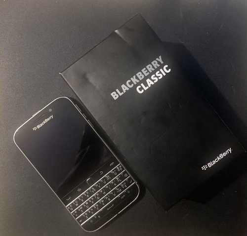 Телефон BlackBerry classic SQC 100-1