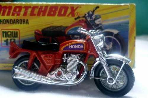 Модель мотоцикла Matchbox honda rora 1974г