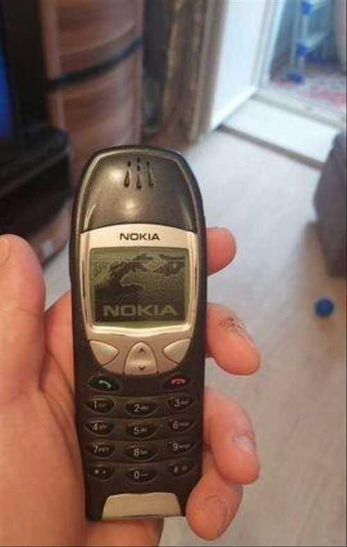 Кнопочный телефон Nokia 6210