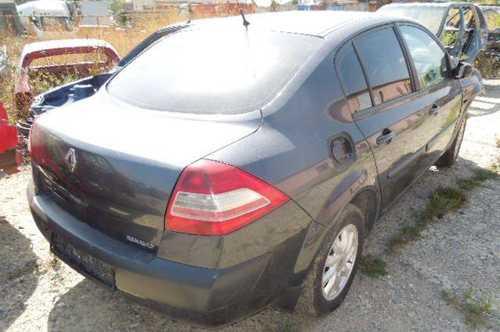 В разборе Renault Megane 2 (Рено Меган 2)