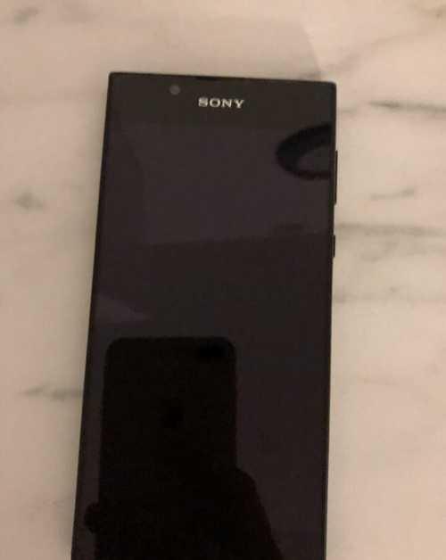 Телефон Sony Xperia G3312