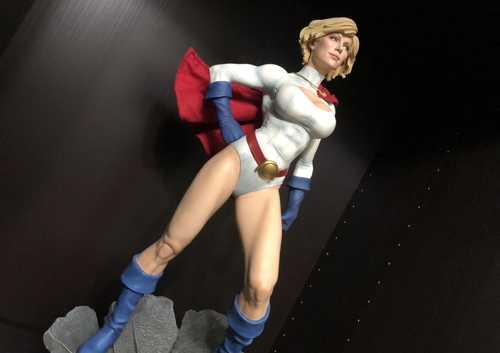 Power Girl 1/4 Sideshow statue Premium Format