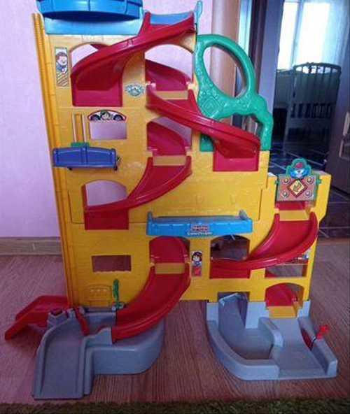 Парковка Fisher price