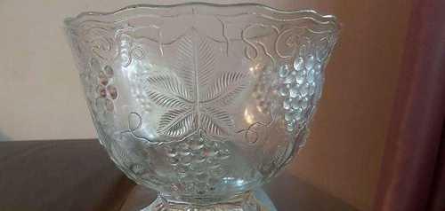 Стеклянная ваза для пунша