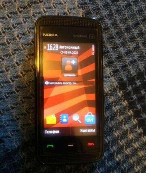 Телефон Nokia 5530