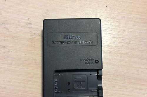 Battery charger Nikon MH-31