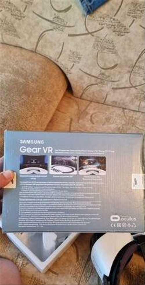Samsung Gear VR, очки виртуальной реальности