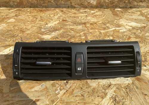 Вентиляционная решетка средняя BMW X5 E70 X6 E71