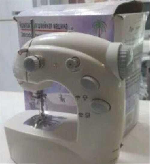 Швейная машинка малютка