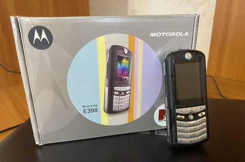 Телефон Motorola E398