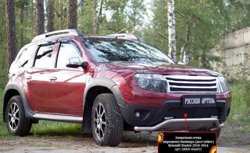 Сетка и заглушка бампера Renault Duster 2010-2014