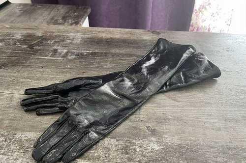 Кожаные лаковые перчатки новые