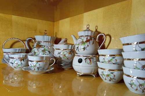 Чайный сервиз "Белая лилия" из 1960-х Коростень