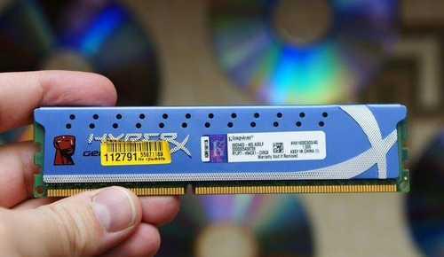 Kingston 4 гб DDR3 1600 мгц CL9 (KHX1600C9D34G)