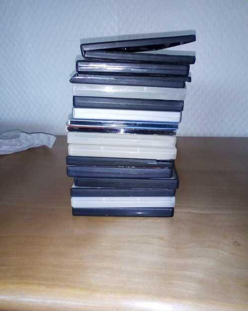 Футляры для компакт-дисков