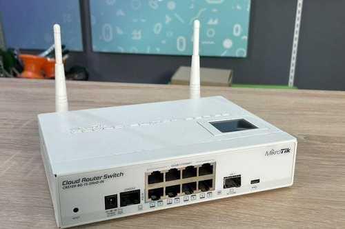 Wi-Fi роутер MikroTik Cloud Router Switch