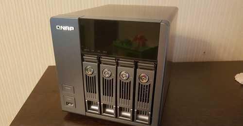 Qnap TS-410. NAS. Сетевое хранилище