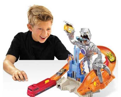 Набор Hot Wheels - Атака Нитробота