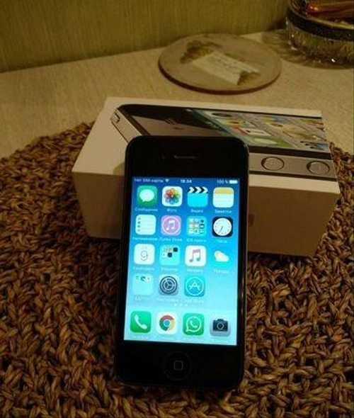 Смартфон iPhone 4S 32 Gb черный (айфон 4)