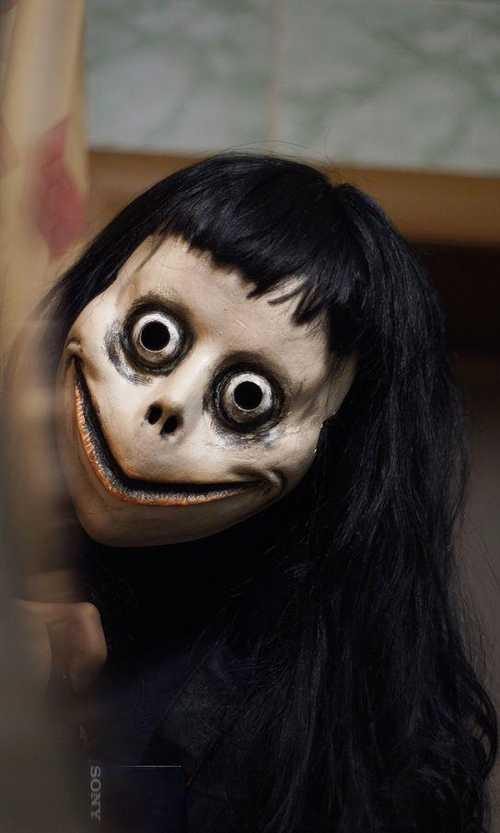 Маска Момо Momo mask with WIG (Hair)