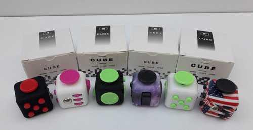 Кубик-антистресс Fidget Cube