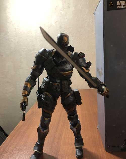 Дефстроук. Deathstroke. Фигурка Play Arts Kai