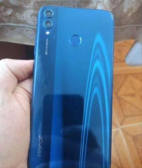 Телефон Huawei Honor 8x