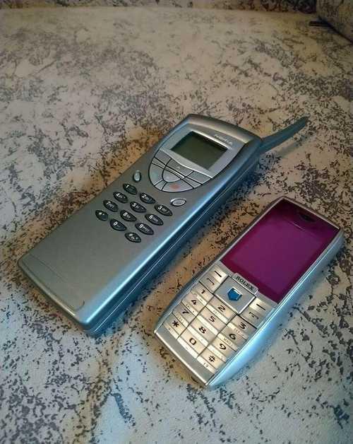 Nokia 9210 и металлический телефон