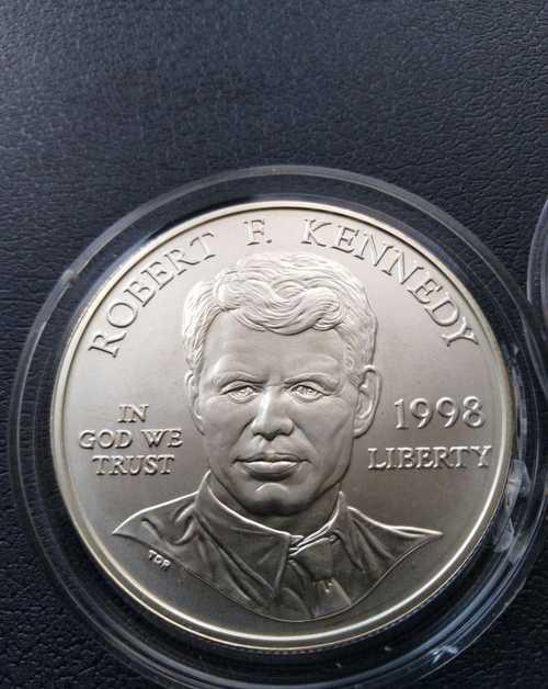 Монета 1 доллар США 1998 г. Роберт Кеннеди серебро