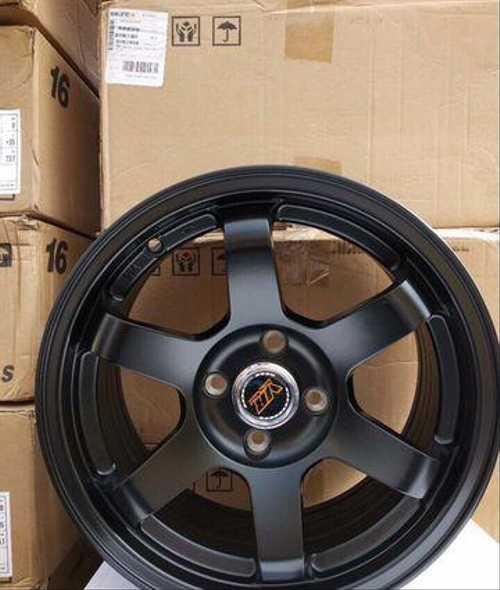 Hyper Black rays te37