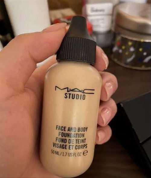 Mac body foundation. Mac face and body Foundation оттенки. Mac face and body c5. Face and body Foundation f 8,5 своичи. Mac face and body c1a20 купить в Москве.