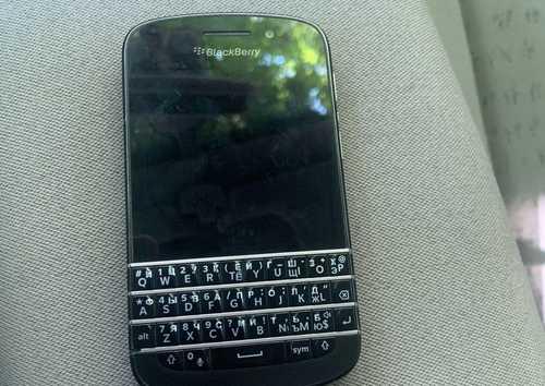 Телефон BlackBerry q10