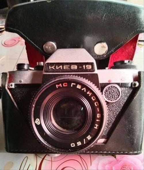 Плёночный фотоаппарат Киев-19