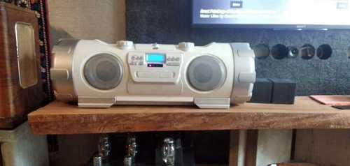 Магнитола JVC boom blaster RV-NB20W