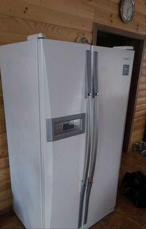 Холодильник Daewoo FRS-2021 IAL