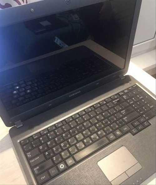 Ноутбук Samsung NP-R530