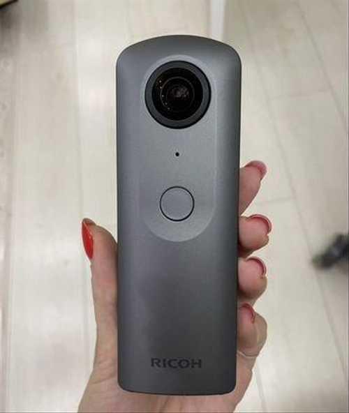 Камера Ricoh theta 360