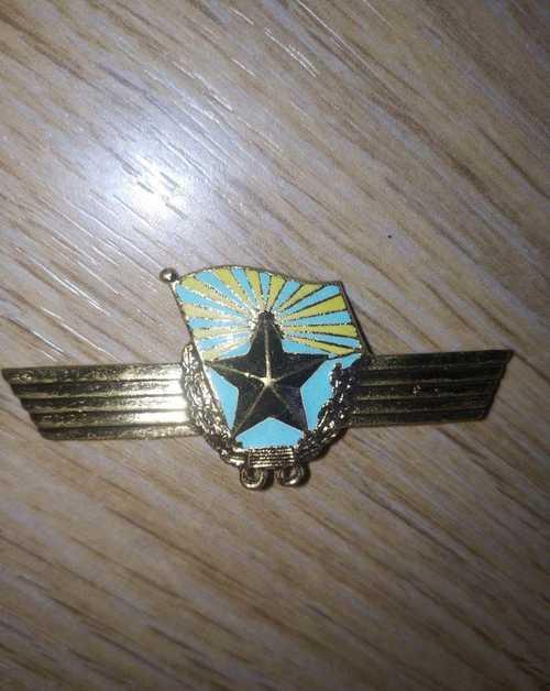 Знак сверхсрочник ввс