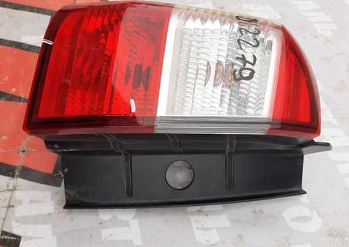 Фонарь задний левый Nissan Terrano D10 2014
