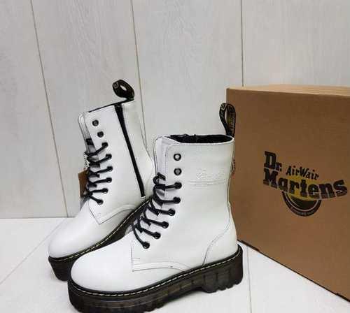 Женские ботинки Dr. Martens Высокие белые