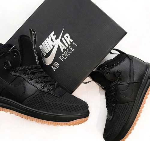 Кроссовки Nike LF1
