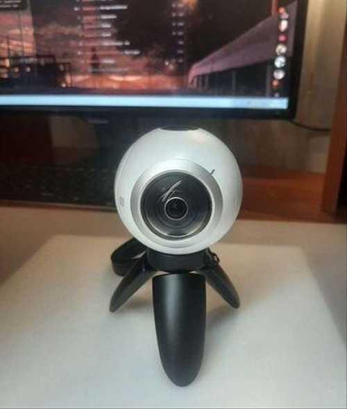 Панорамная камера samsung gear 360