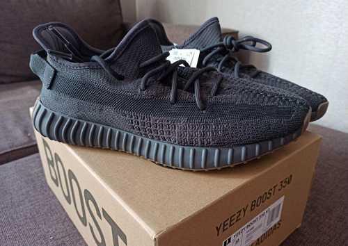 Adidas yeezy 350v2 Cinder 11US 11.5US 12US